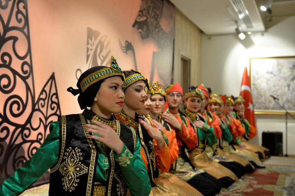 Kolaborasi Penari Turki dan Indonesia di KBRI Ankara