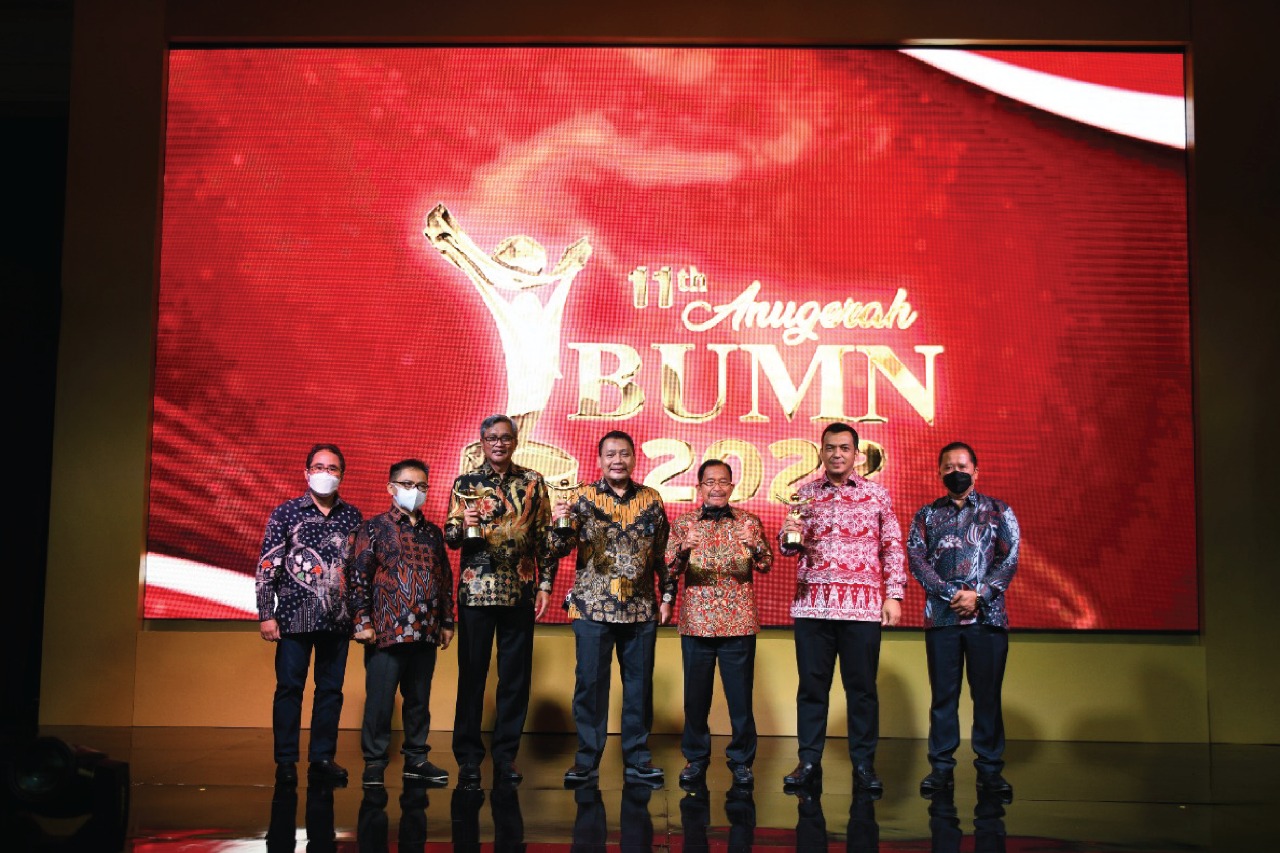 PT INTI Sabet 2 Penghargaan Bergengsi di Anugerah BUMN 2022