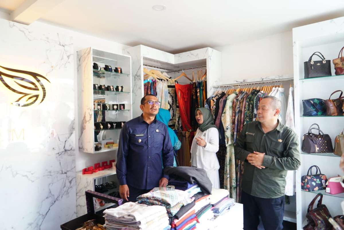 Wakil Bupati Garut Memfasilitasi UMKM di Kabupaten Garut
