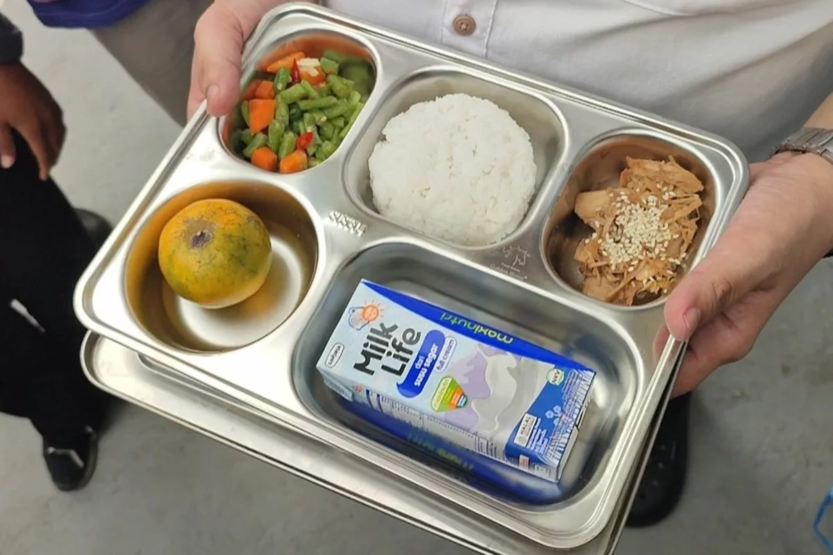 Makan Bergizi Gratis Resmi Dimulai Hari Ini